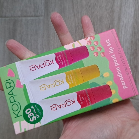 Kopari | Makeup | Nib Kopari Paradise Pout Lip Kit | Poshmark